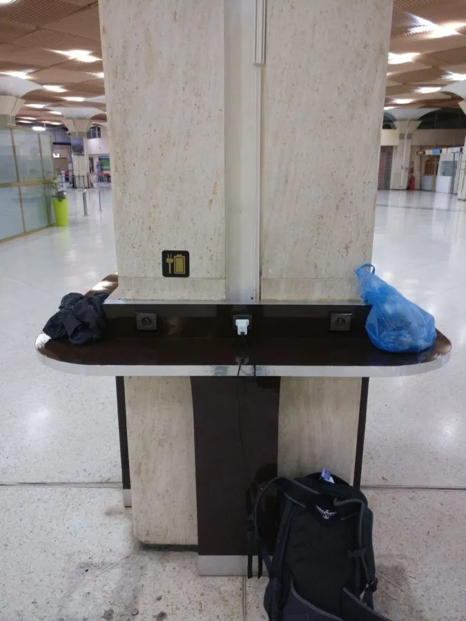 Tangier Airport Guide (TNG) - Sleeping in Airports