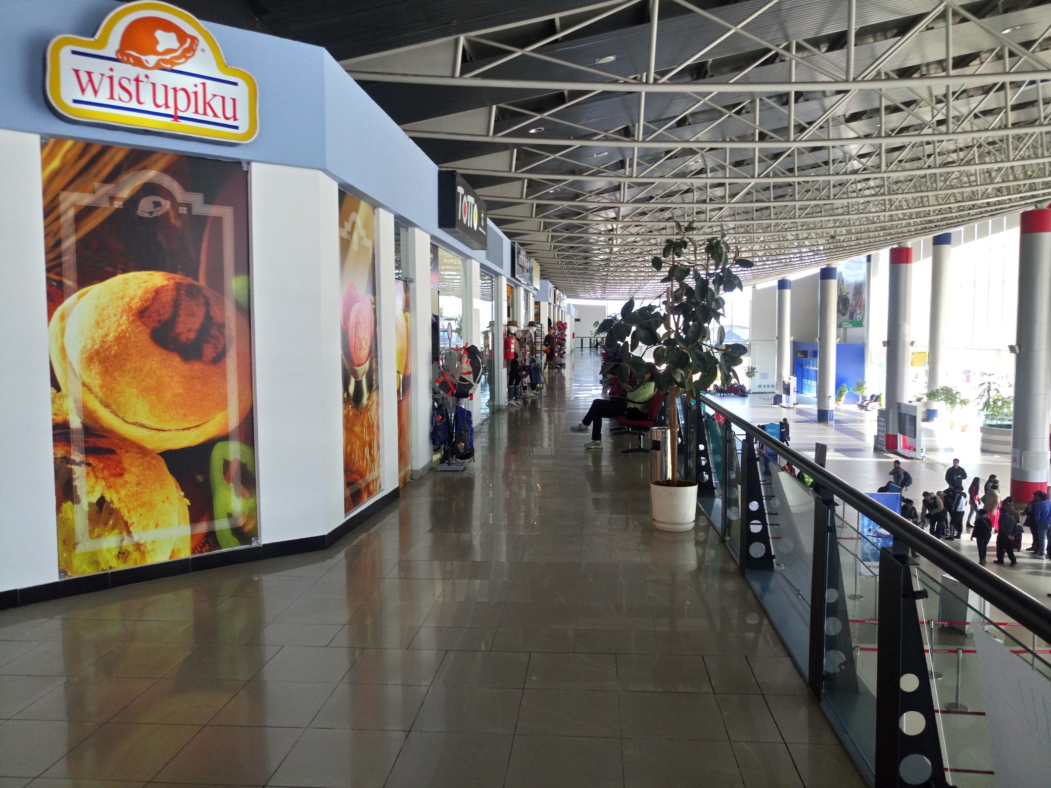 La Paz Airport Reviews (LPB) – Sleeping in Airports