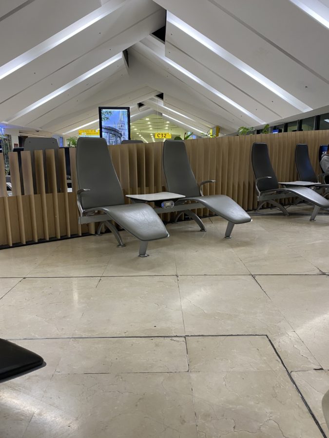 Guadalajara Airport Guide (GDL) - Sleeping in Airports