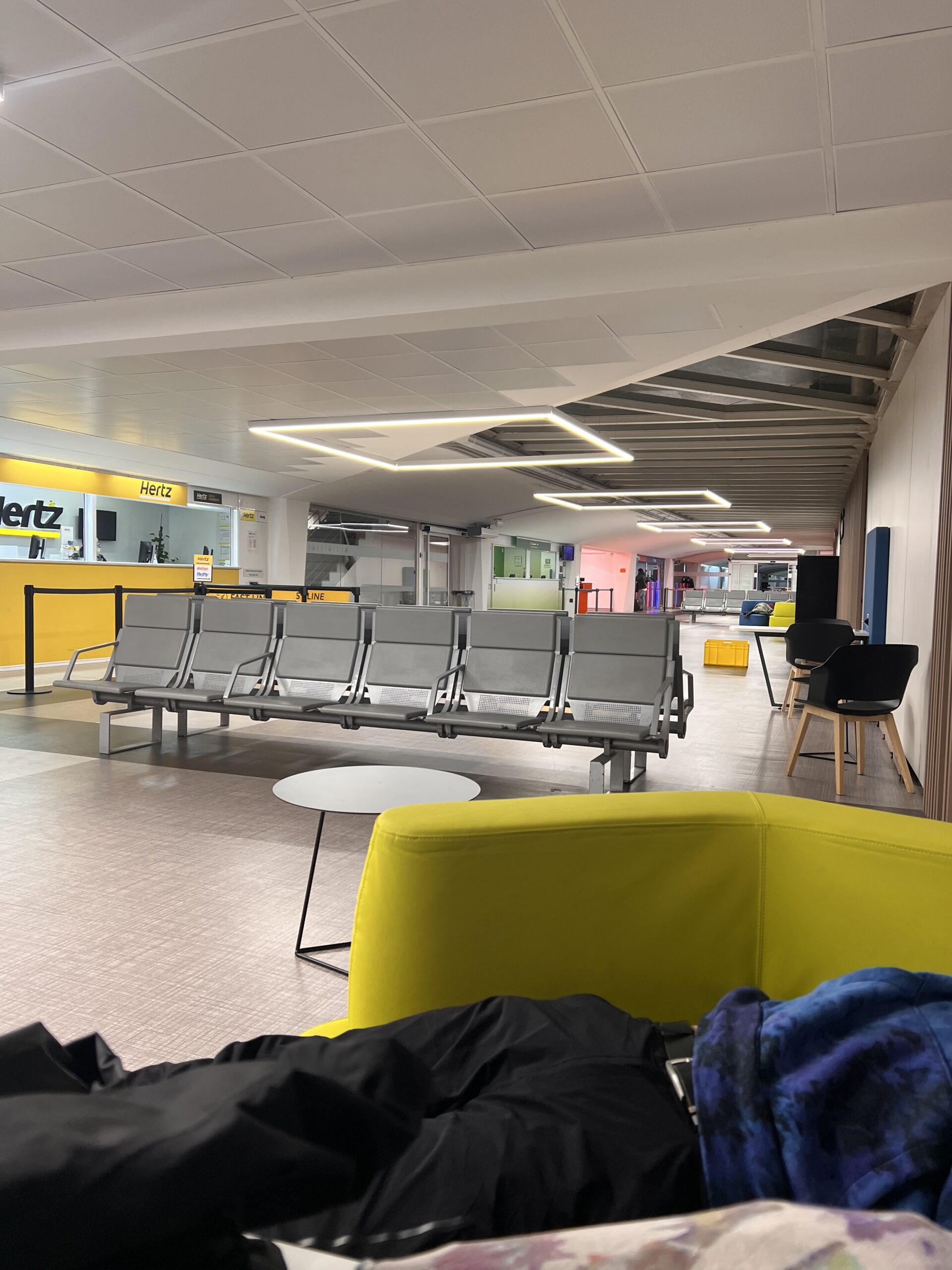 Bilbao Airport Reviews (BIO) – Sleeping in Airports