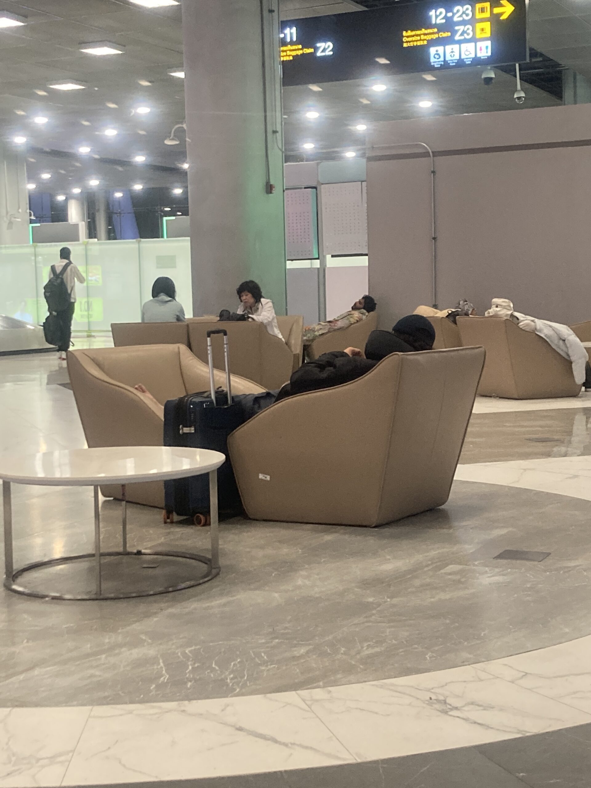Bangkok Suvarnabhumi Airport Reviews (BKK) – Sleeping in Airports